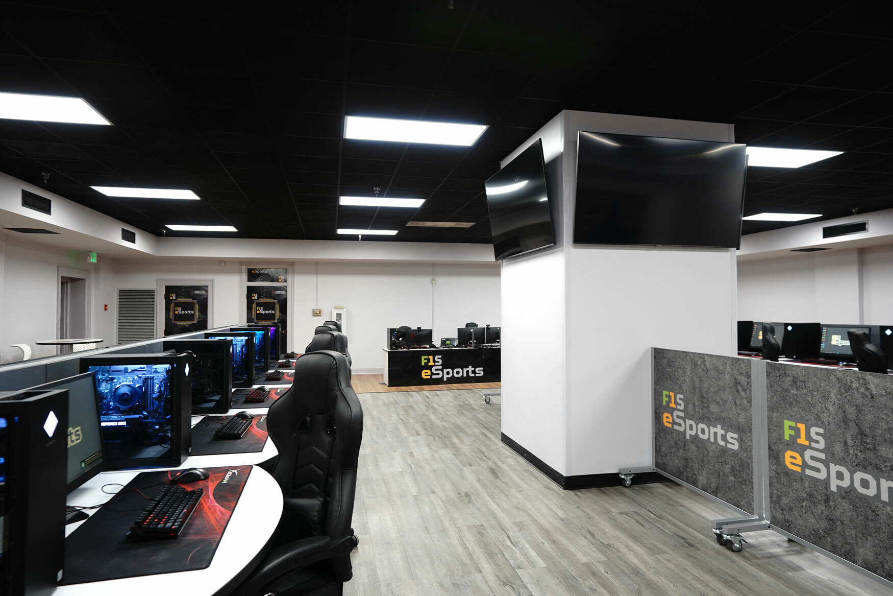 eSports, gaming, technology, furniture,… | mediatechnologies