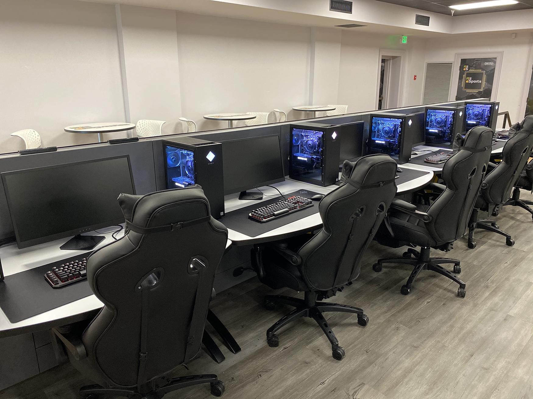 eSports, gaming, technology, furniture,… | mediatechnologies